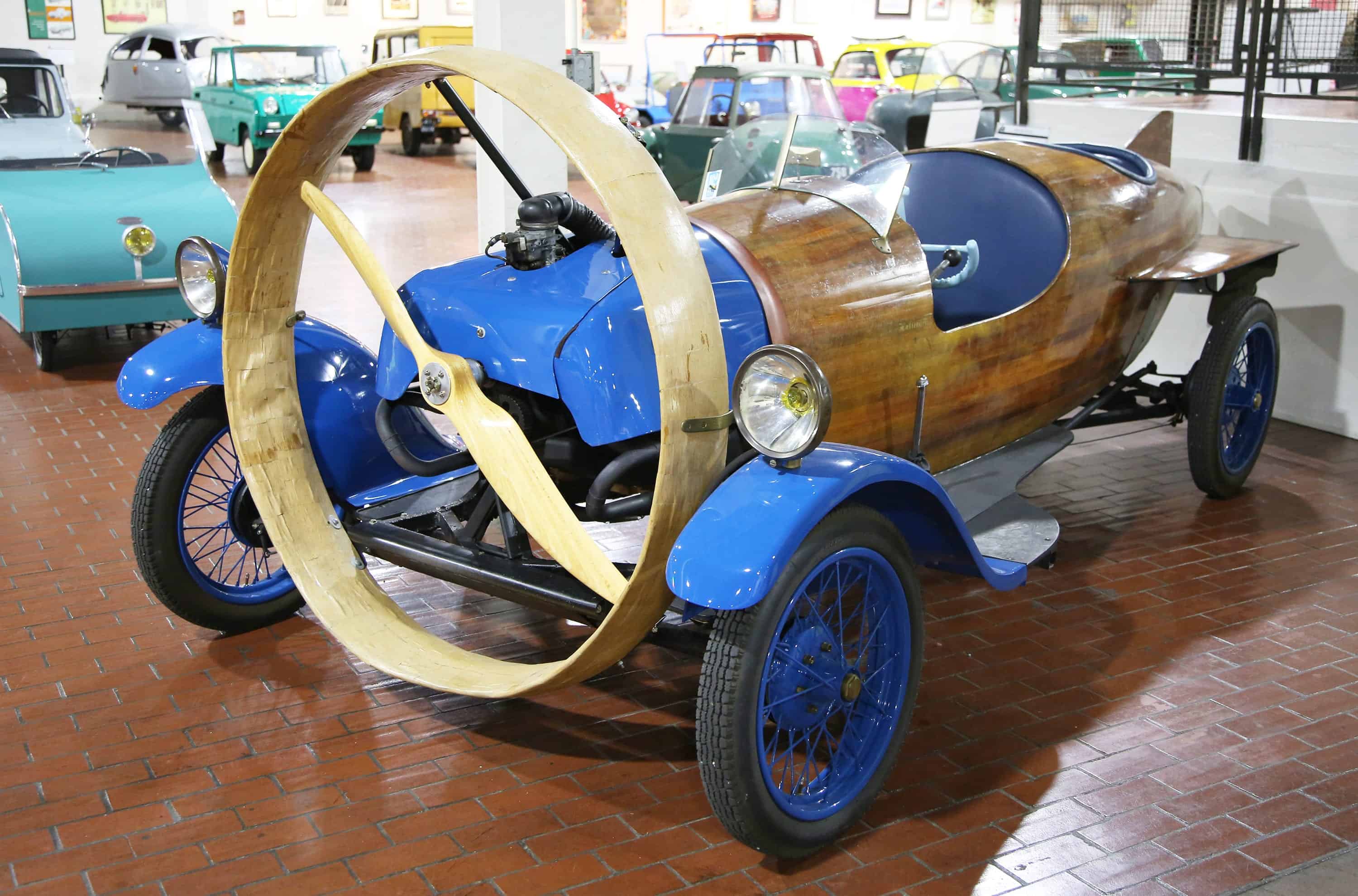 We visit the Lane Museum - Revs Institute